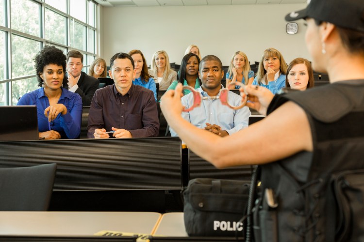 What to Expect in Police Academy vs. Non-Police Academy | Maryville Online