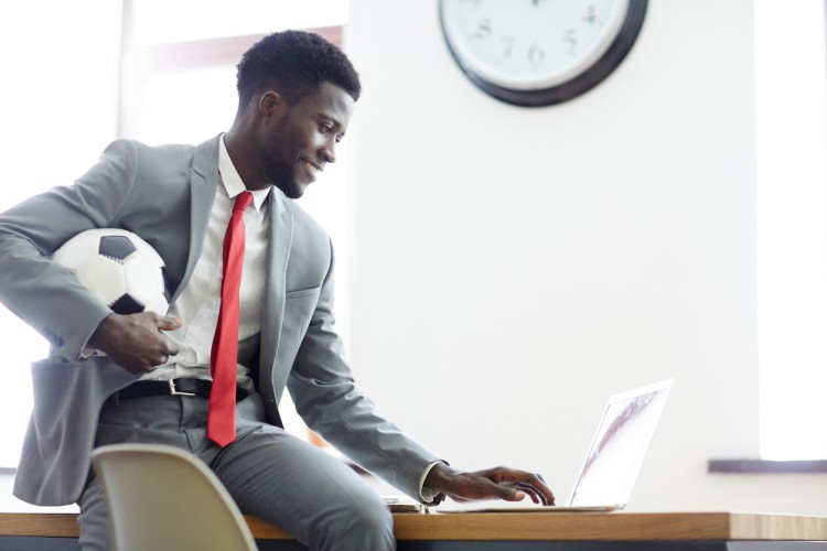 How to Work in the Front Office of a Sports Team | Maryville Online